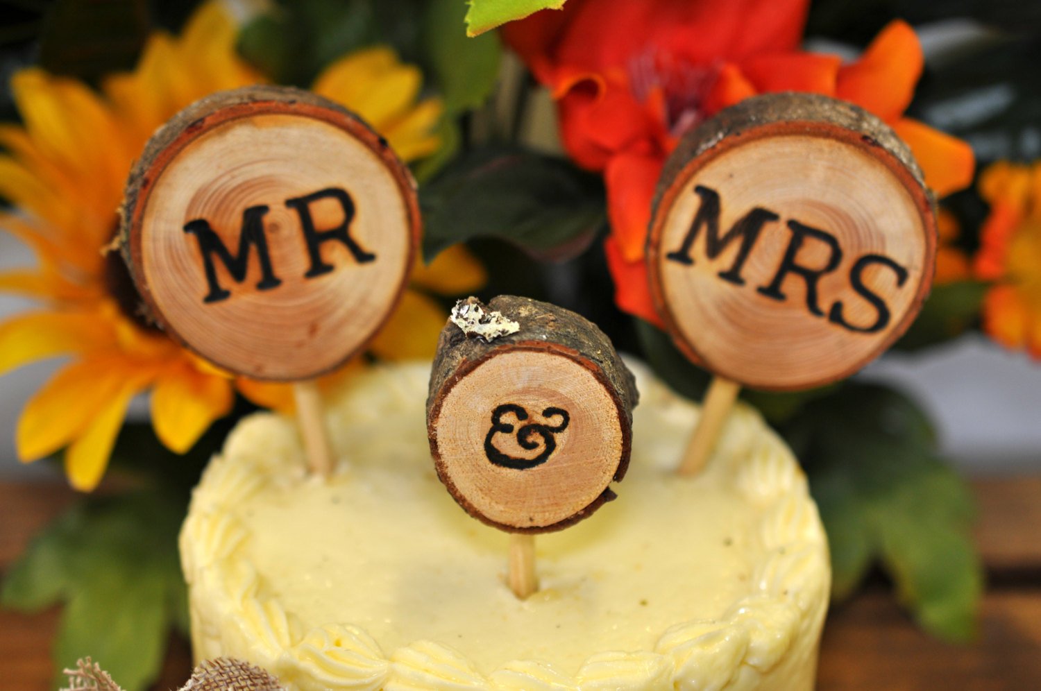 20 Best Rustic Wedding Cake Toppers (PHOTOS) | Emmaline Bride