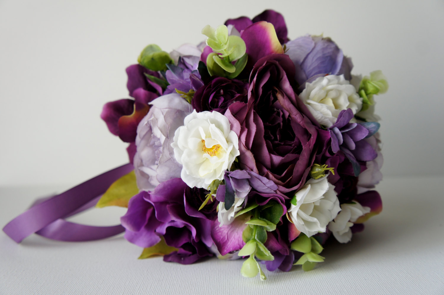 Silk Bouquets for Weddings: Why They're a Brilliant Choice