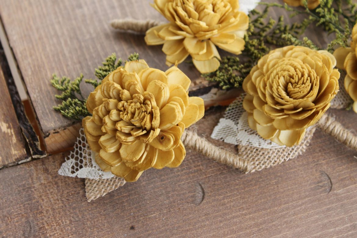 30 Most Unique Boutonniere Ideas for Weddings | Emmaline Bride®