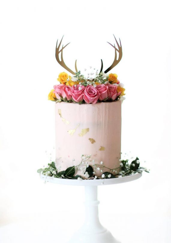 Antler Wedding Theme Ideas: 34 Amazing Finds for Rustic Weddings