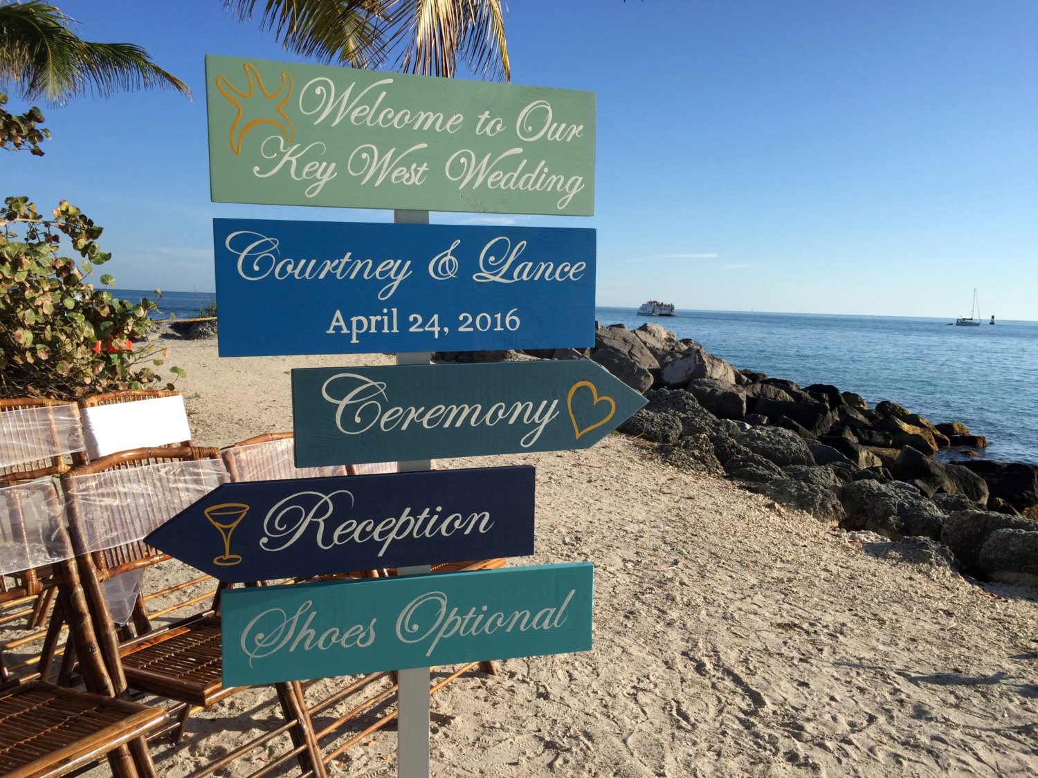 Where to Buy Directional Signs for Weddings | Emmaline Bride