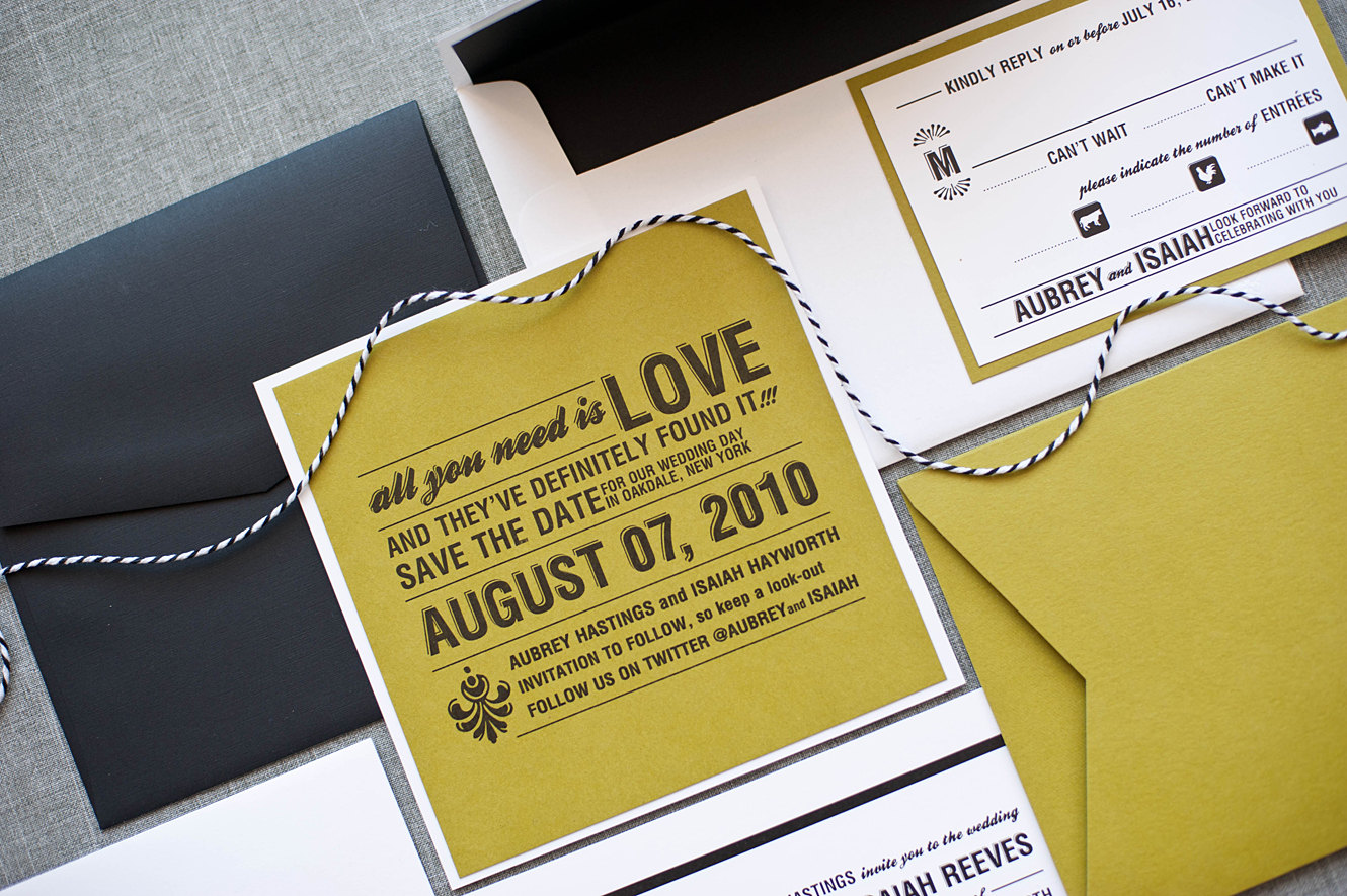 Square Wedding Invitations: What Size, Postage, Styles to Know