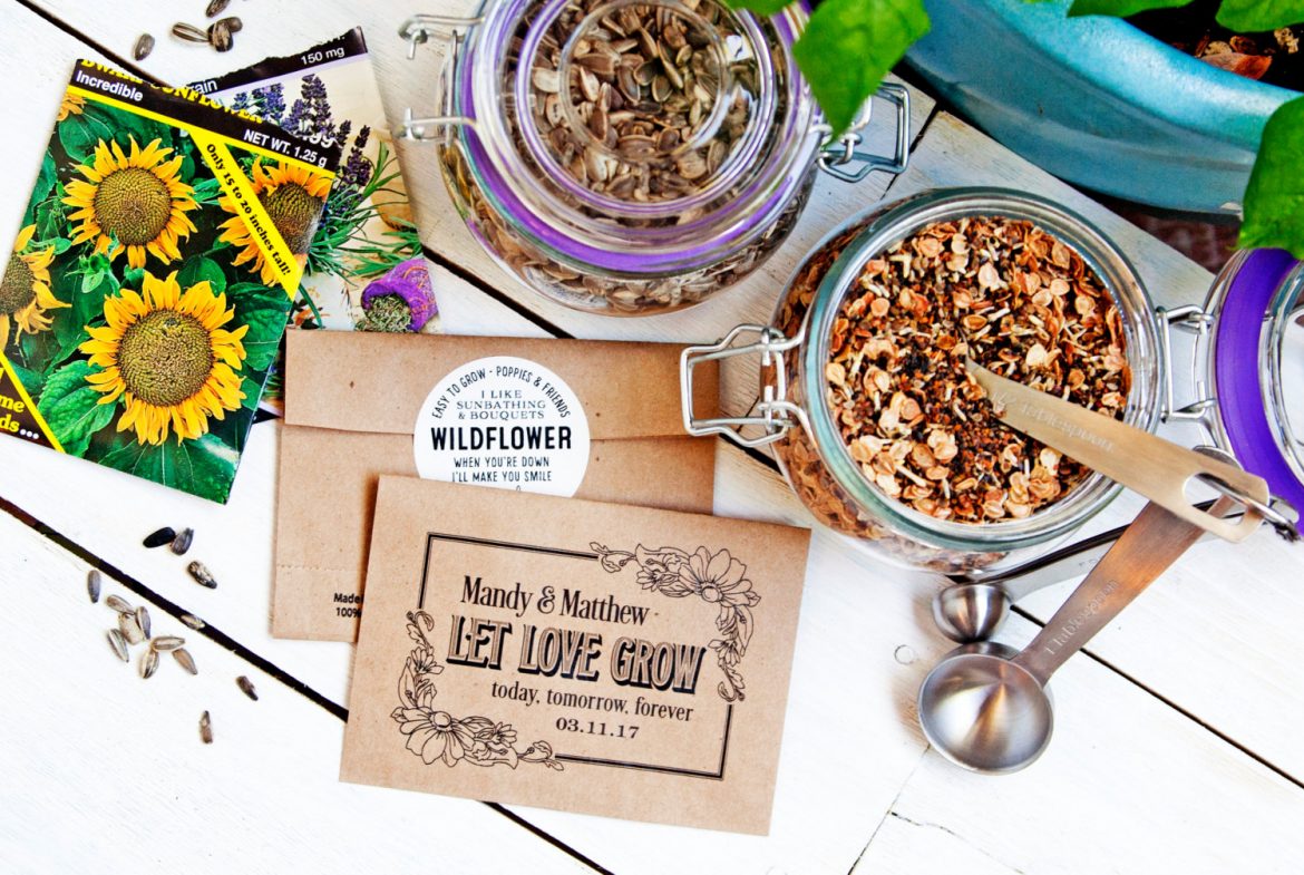 Where to Buy Seed Packet Favors for Weddings | Emmaline Bride