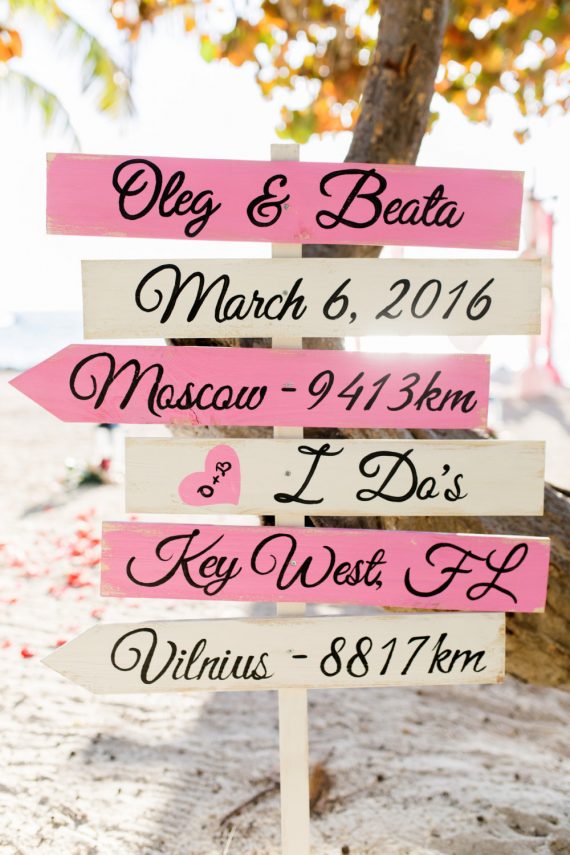 Directional Signs for Weddings to Customize Your Space | Emmaline Bride