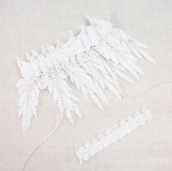 How to Wear a Garter -- The Ultimate Guide | Emmaline Bride®