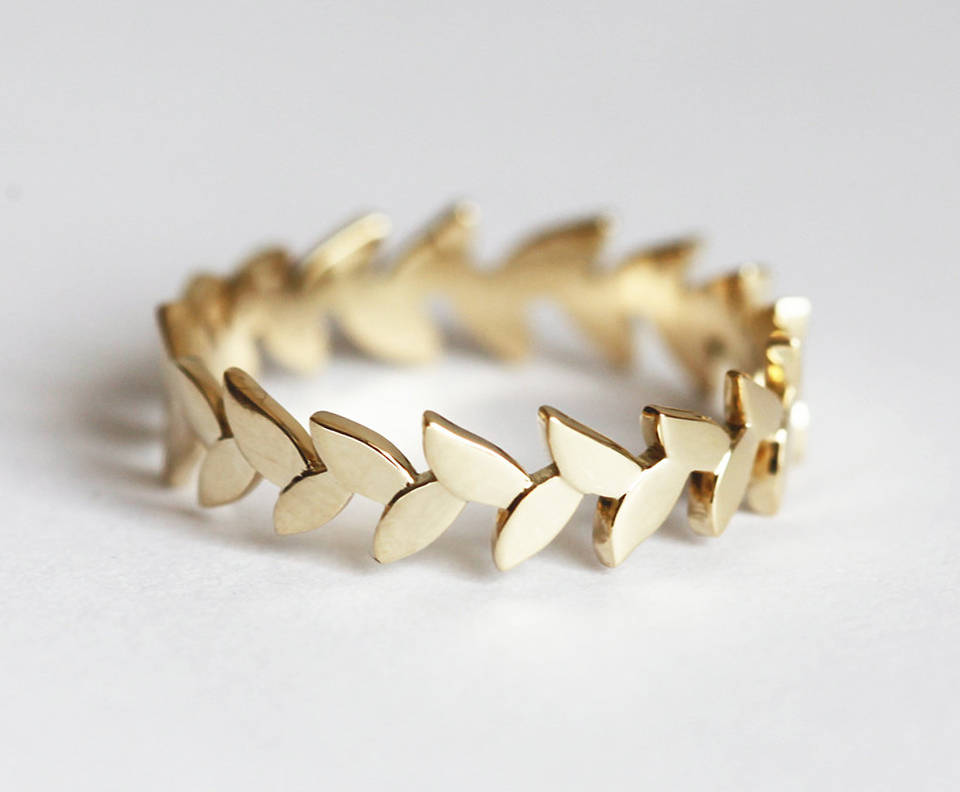 Where to Buy the Best Wedding Rings | Emmaline Bride®