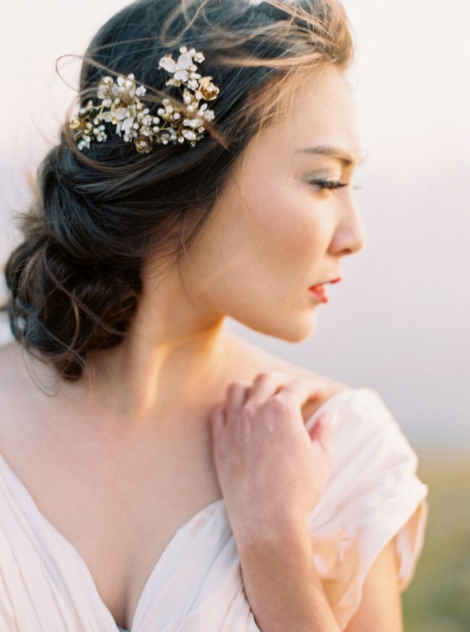 50 Best Bridal Hair Combs on Etsy for Weddings | Emmaline Bride®