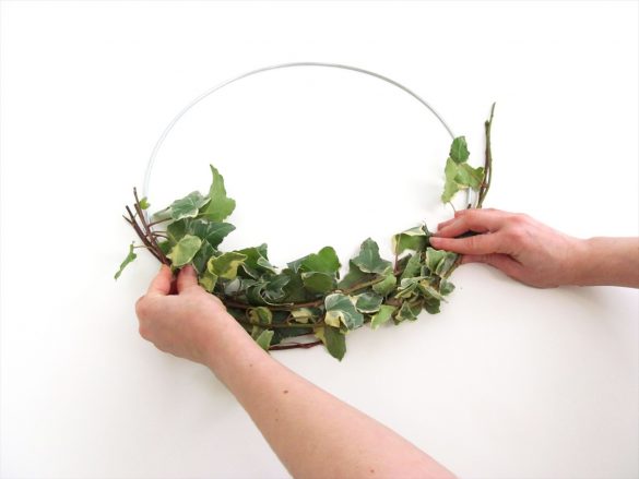 DIY Floral Hoop Tutorial: Make your own floral decor for boho weddings