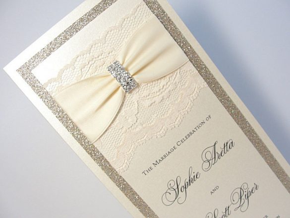 50 Most Unique Programs for Weddings (PHOTOS) | Emmaline Bride