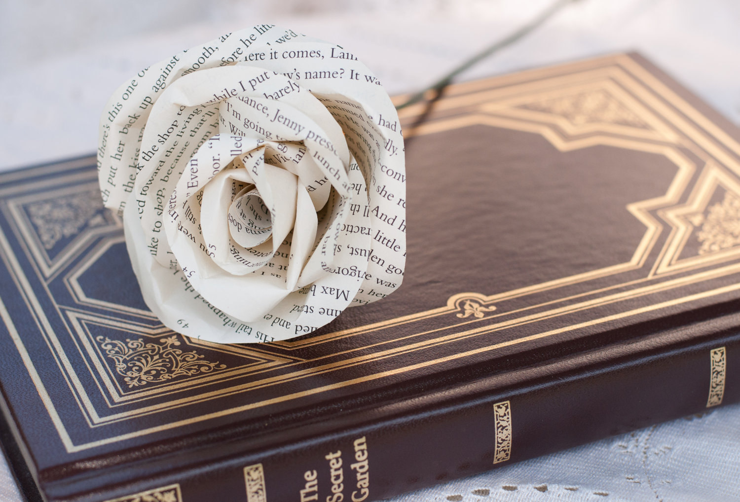 Paper Roses (Like These!) Make Beautiful Bouquets That Last Forever