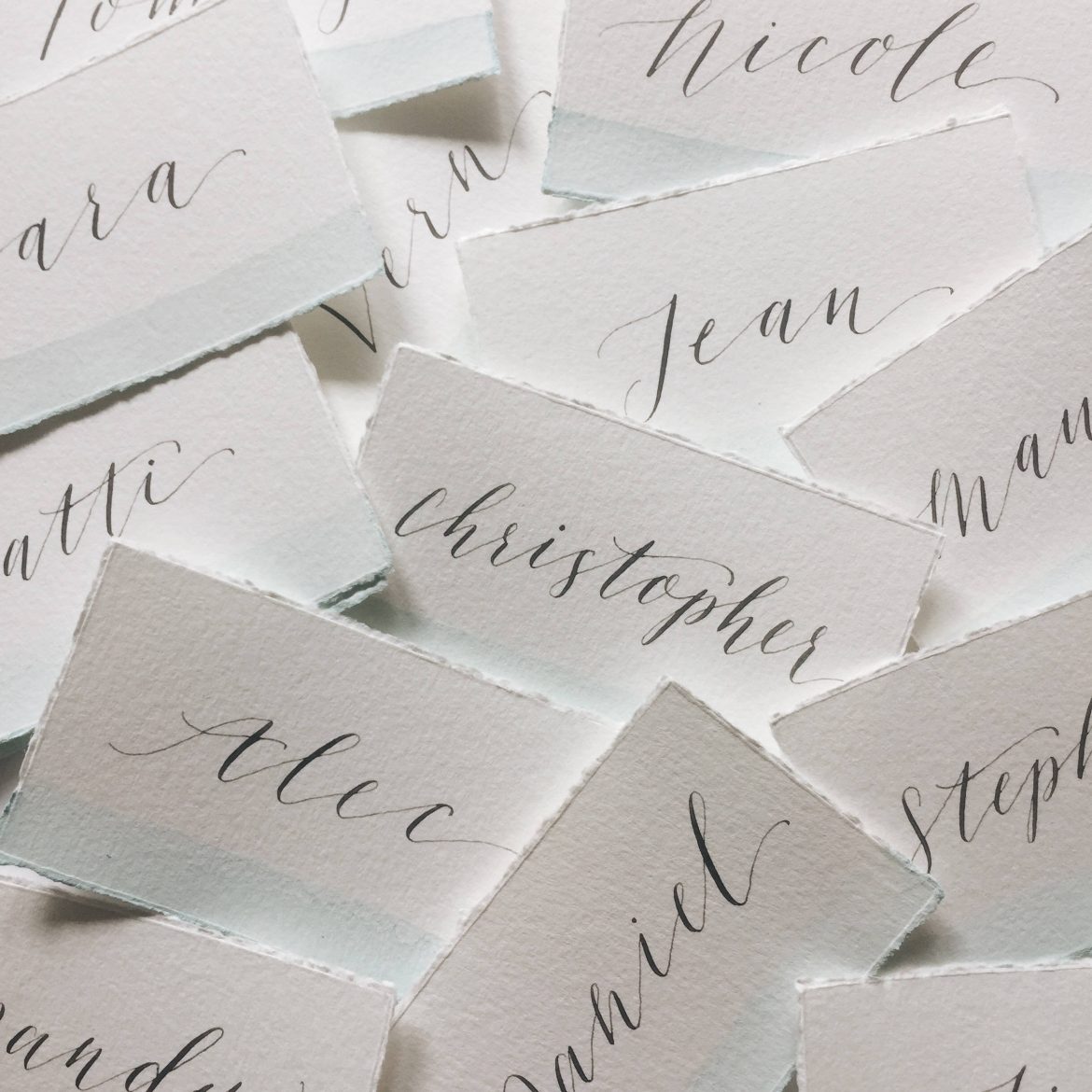 How To Get the Most Beautiful Wedding Calligraphy Envelopes