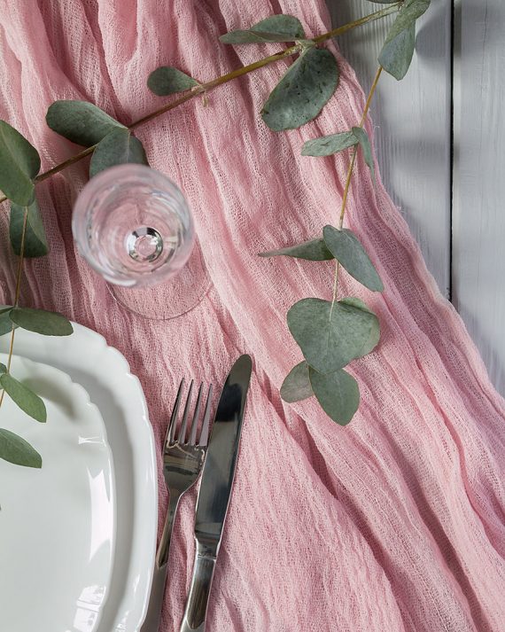 Gauze Table Runner for Weddings: Here's Where to Buy the Best Runners