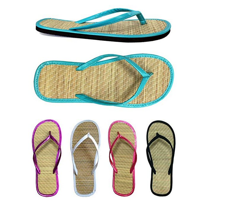 Where to Buy Cheap Flip Flops in Bulk for Weddings | Emmaline Bride