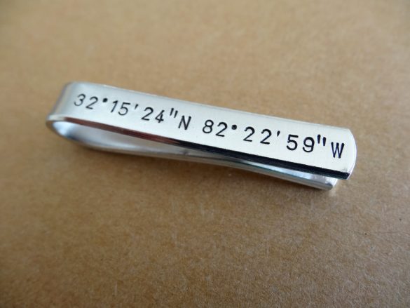 How to Wear a Tie Clip Like a Pro (+ Engraved Tie Clip Gifts for Weddings)