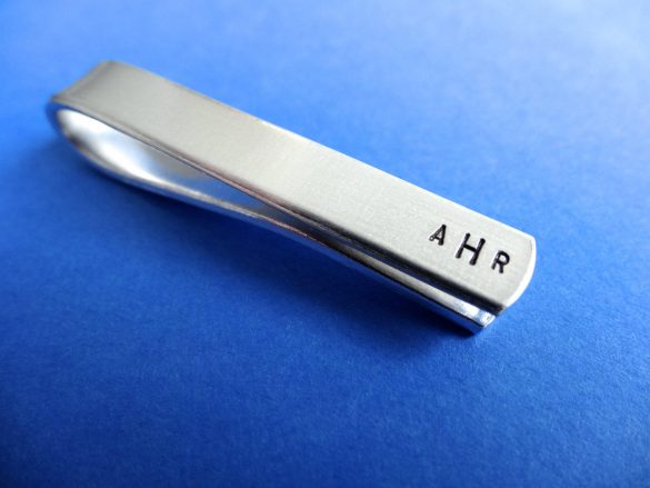 How to Wear a Tie Clip Like a Pro (+ Engraved Tie Clip Gifts for Weddings)