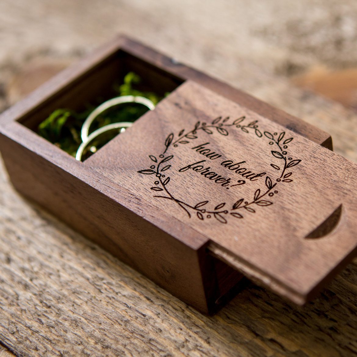 10 Beautiful Ring Bearer Boxes for Weddings (+ GIVEAWAY!)