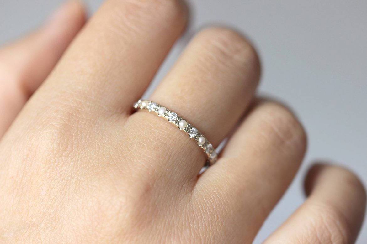 12 Most Beautiful Pearl Wedding Ideas for Brides | Emmaline Bride