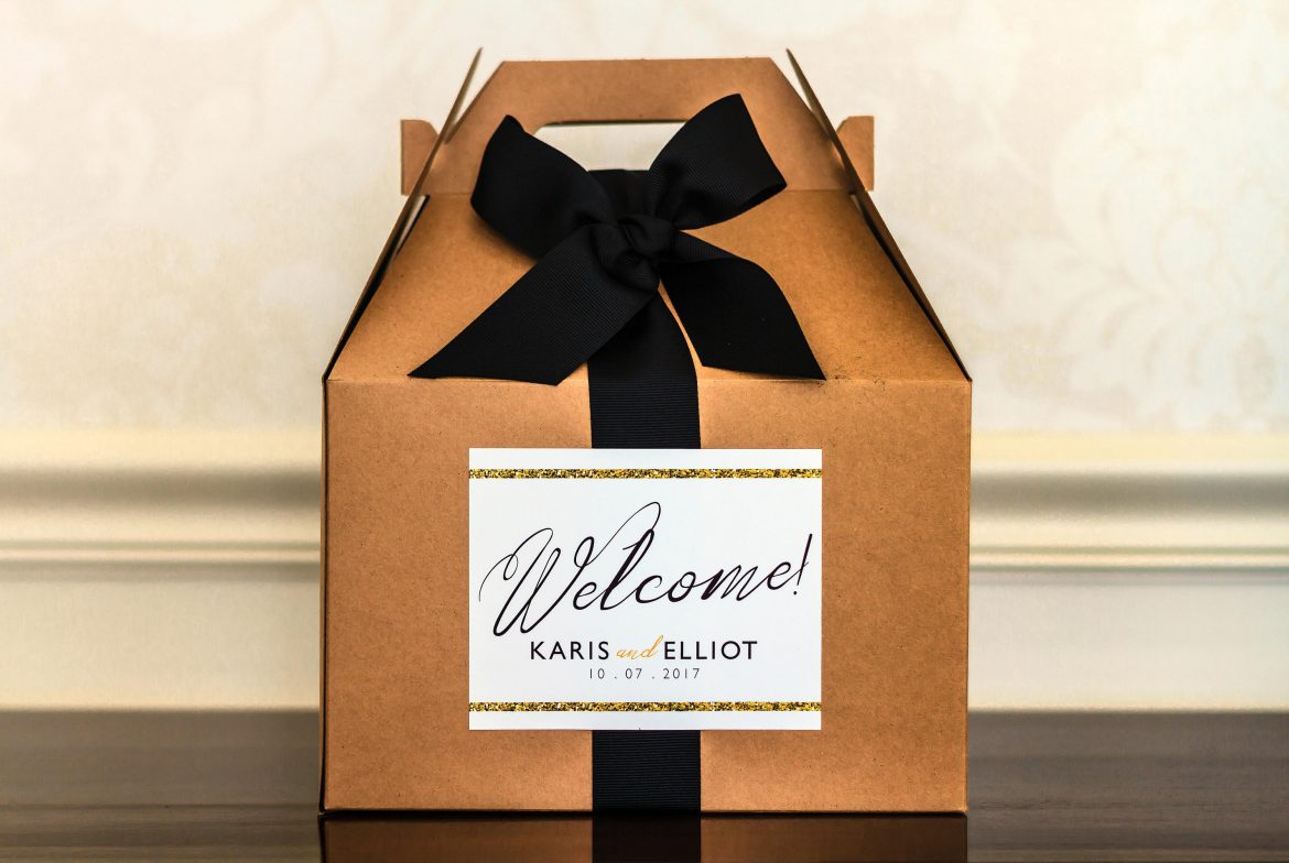 These Wedding Welcome Boxes Make Guests Happy :)