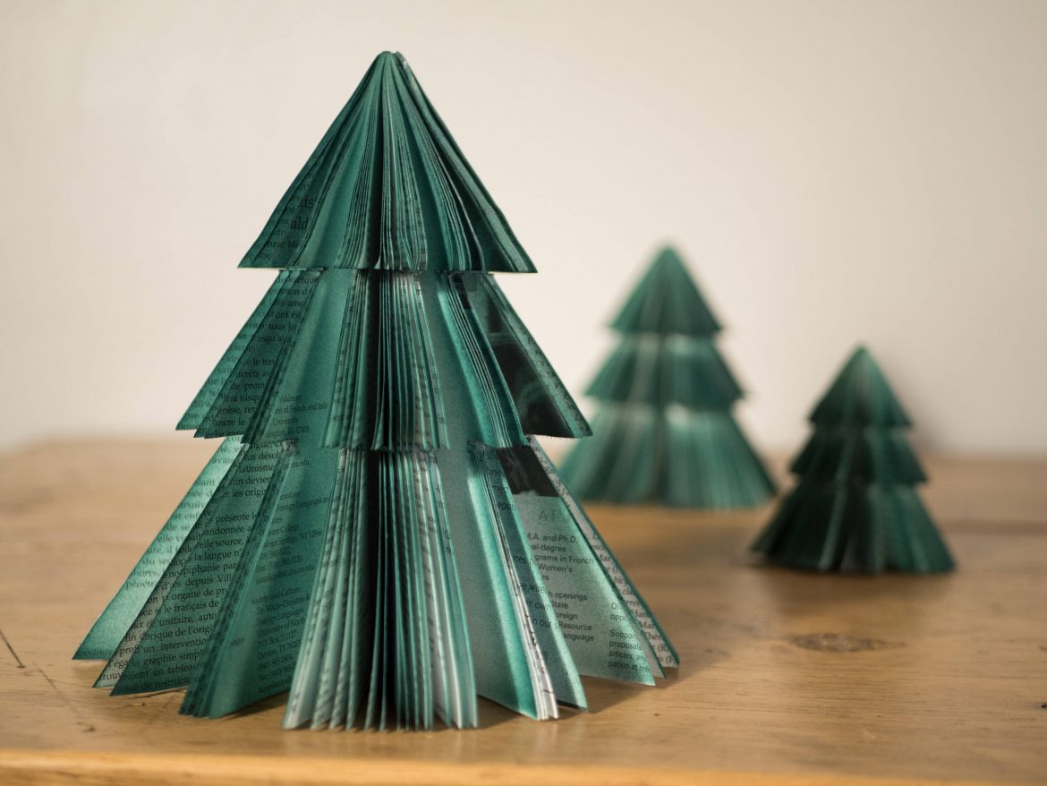 Paper Centerpiece Idea for Weddings + Holidays | Emmaline Bride®