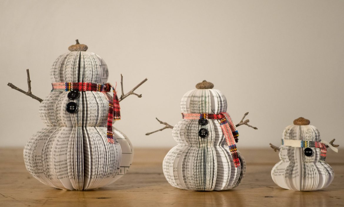 Paper Centerpiece Idea for Weddings + Holidays | Emmaline Bride®