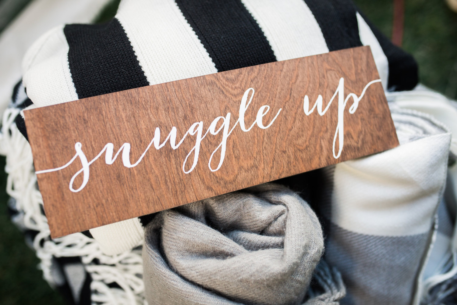 Snuggle Up Sign for Wedding Blankets | Emmaline Bride®