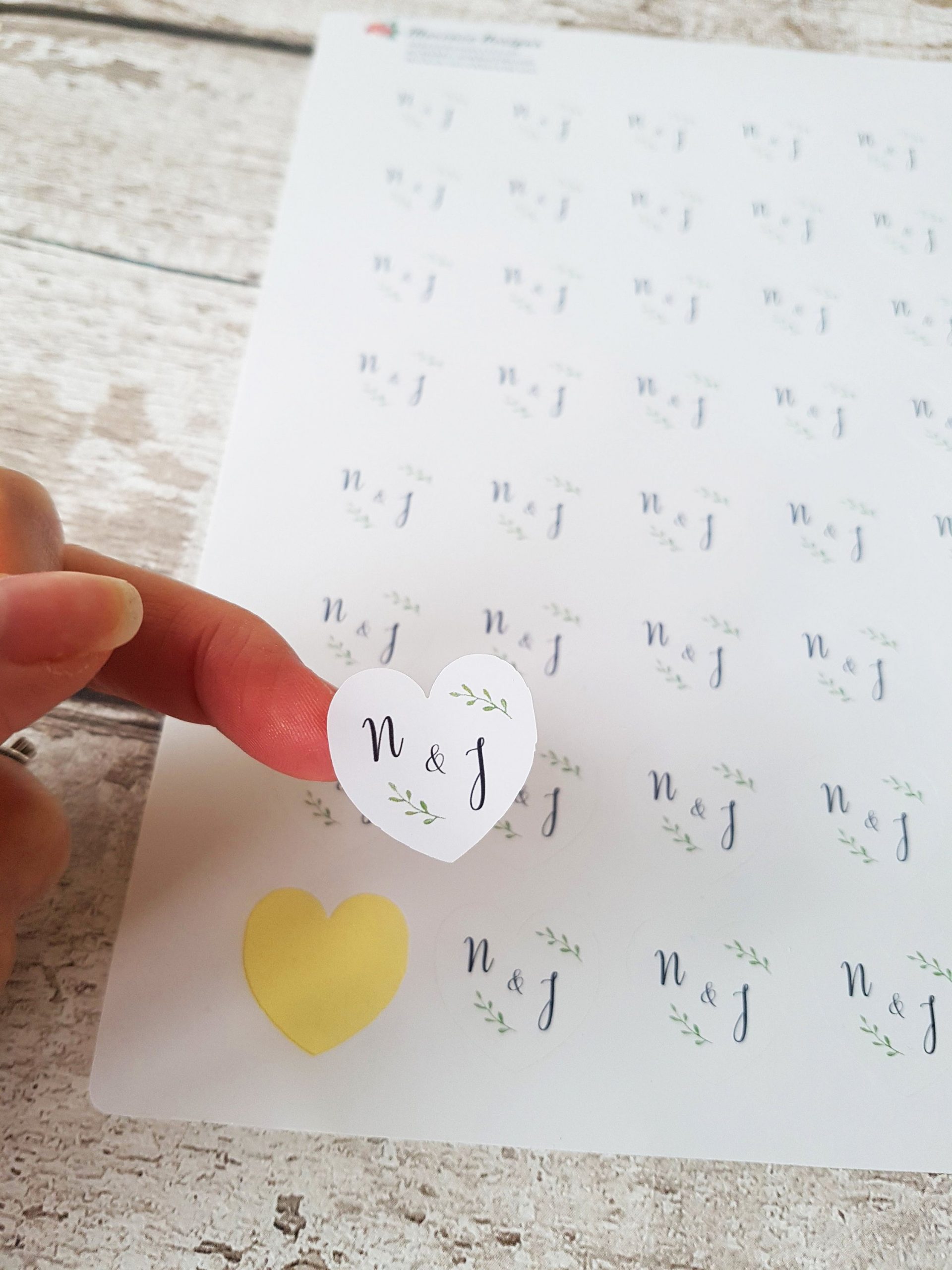 Wedding Stickers for Invitations: Do you really need them?