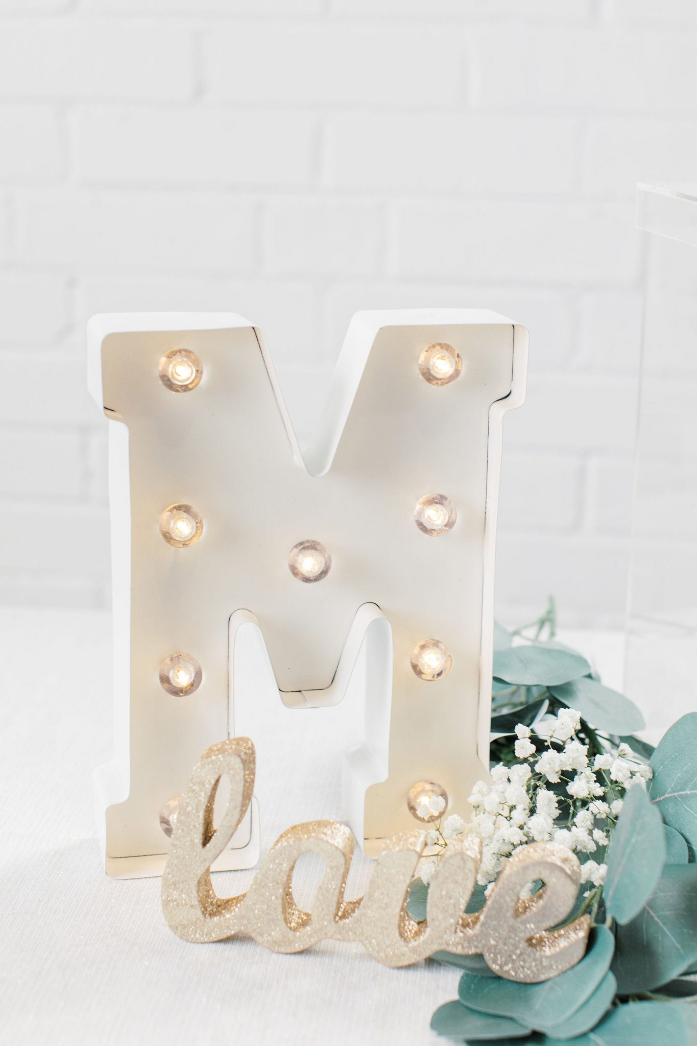 Where to Buy Marquee Lights for Weddings | Emmaline Bride