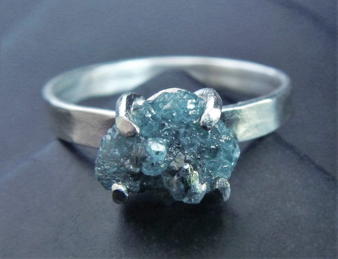 10 Coolest Rough Diamond Engagement Rings with Raw, Rustic Looks