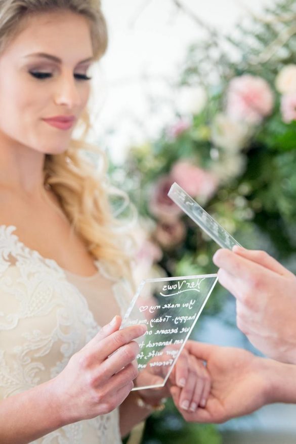 How to Make Your Own DIY Acrylic Signs for Weddings