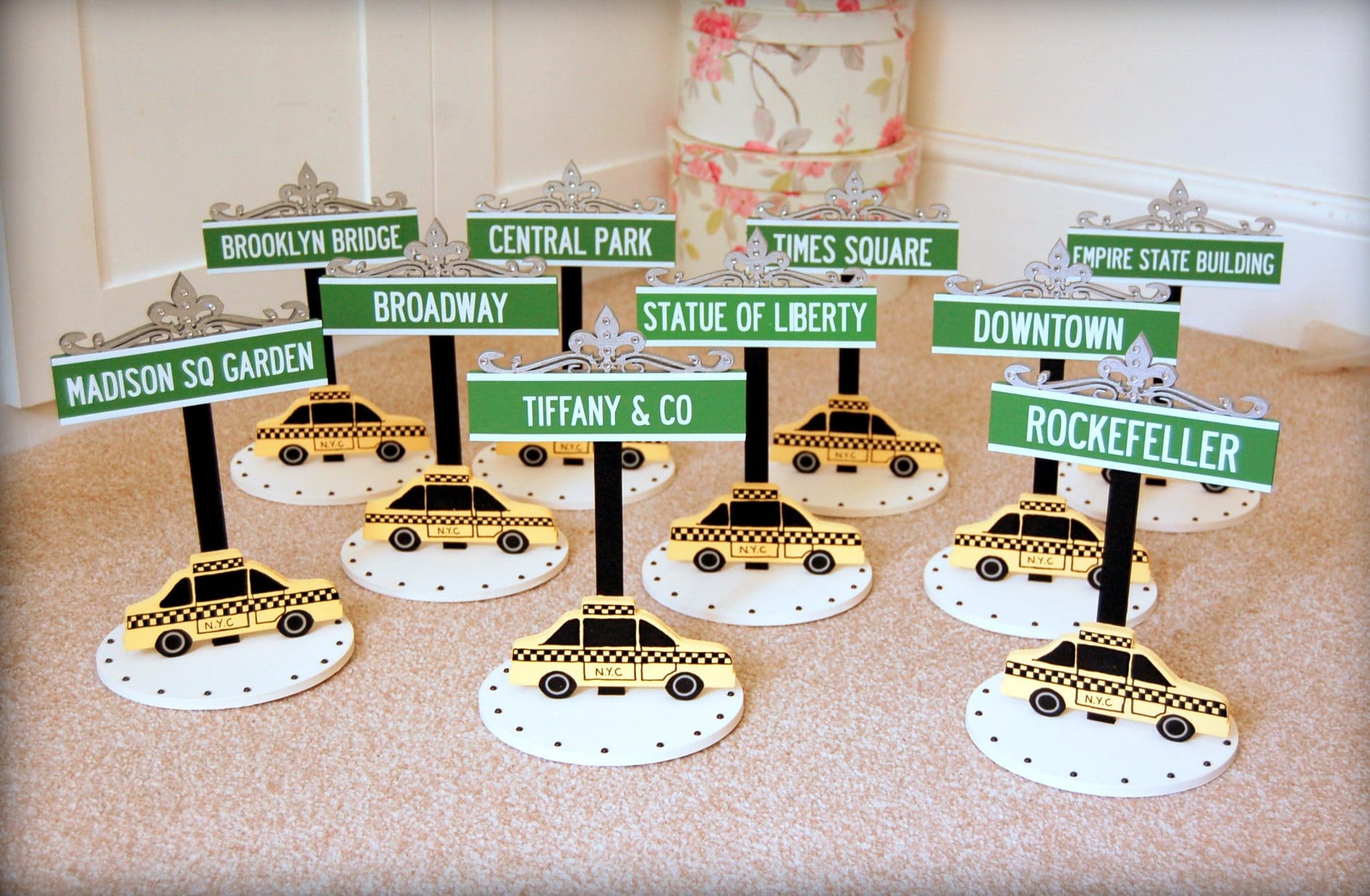 50 Best New York Themed Wedding Ideas | Emmaline Bride