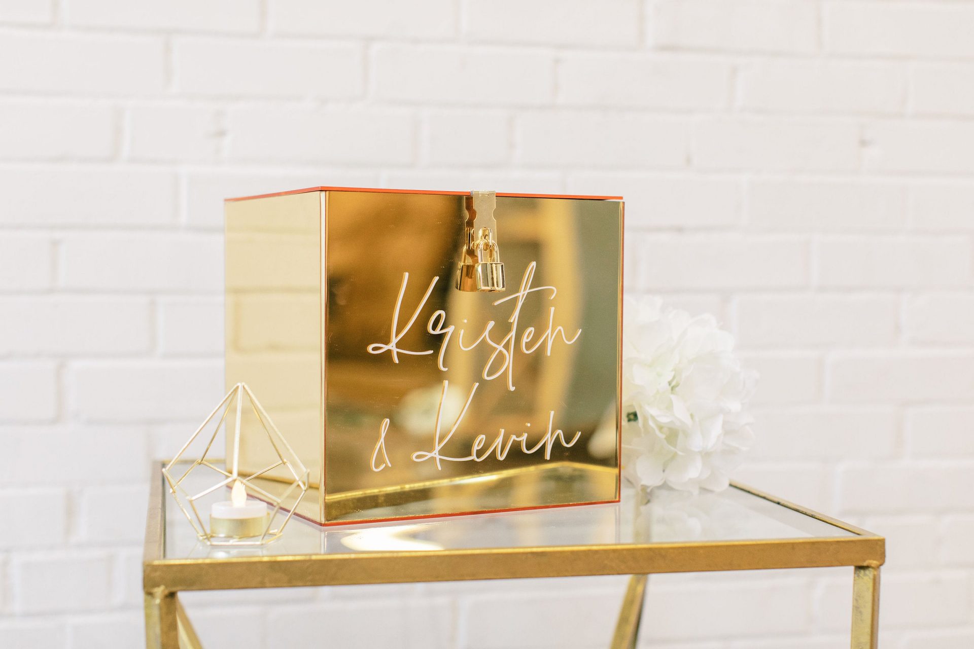 Gold Mirror Card Box with Lock and Key INCLUDED! | Emmaline Bride
