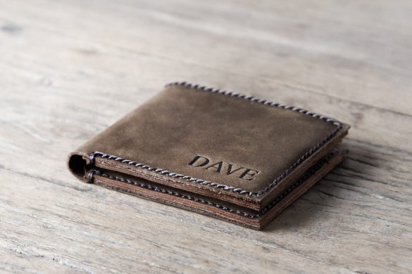 These Handmade Leather Wallets Make Awesome Groomsmen Gifts