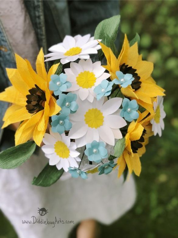 Why a Paper Flower Bouquet Is a Brilliant Idea | Emmaline Bride Wedding ...