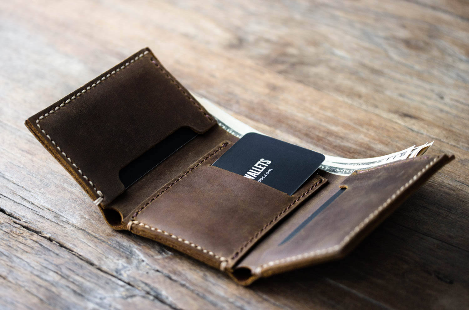 These Handmade Leather Wallets Make Awesome Groomsmen Gifts