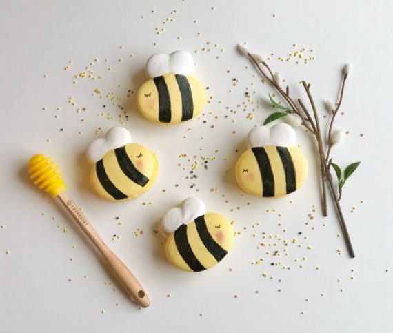 8 Ridiculously Cute Macarons Online You Can Buy Right Now