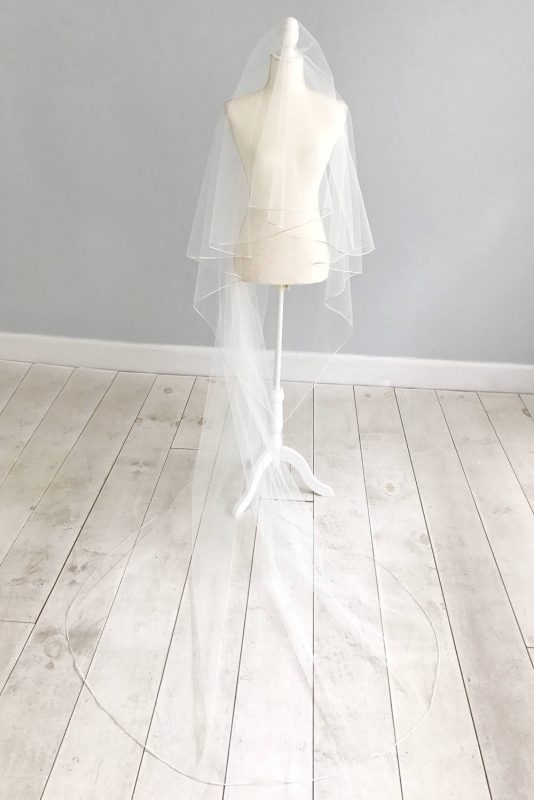 Cathedral Length Veils 101: Here's What You Need to Know