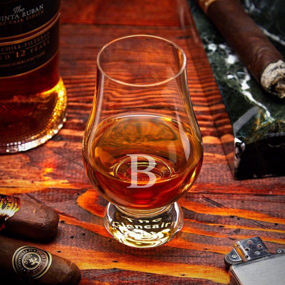 15 Best Whiskey Glasses for Groomsmen Gifts in 2020 + 2021