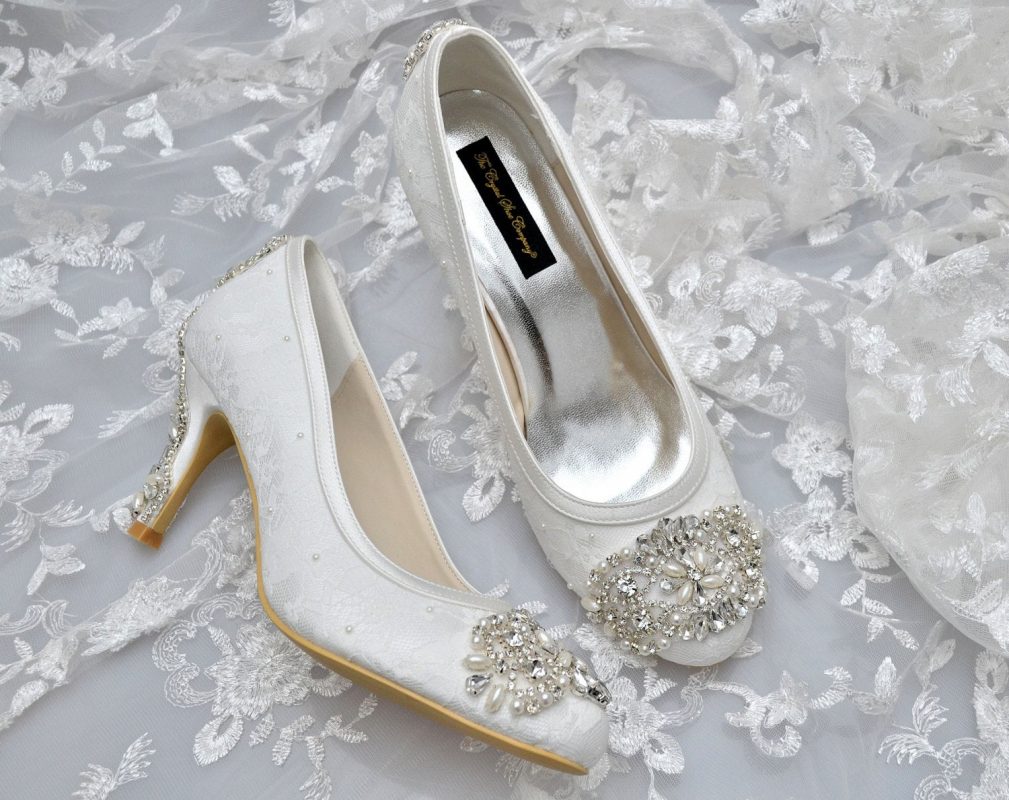 20 Sparkly Wedding Shoes That Take High Heels to the Next Level