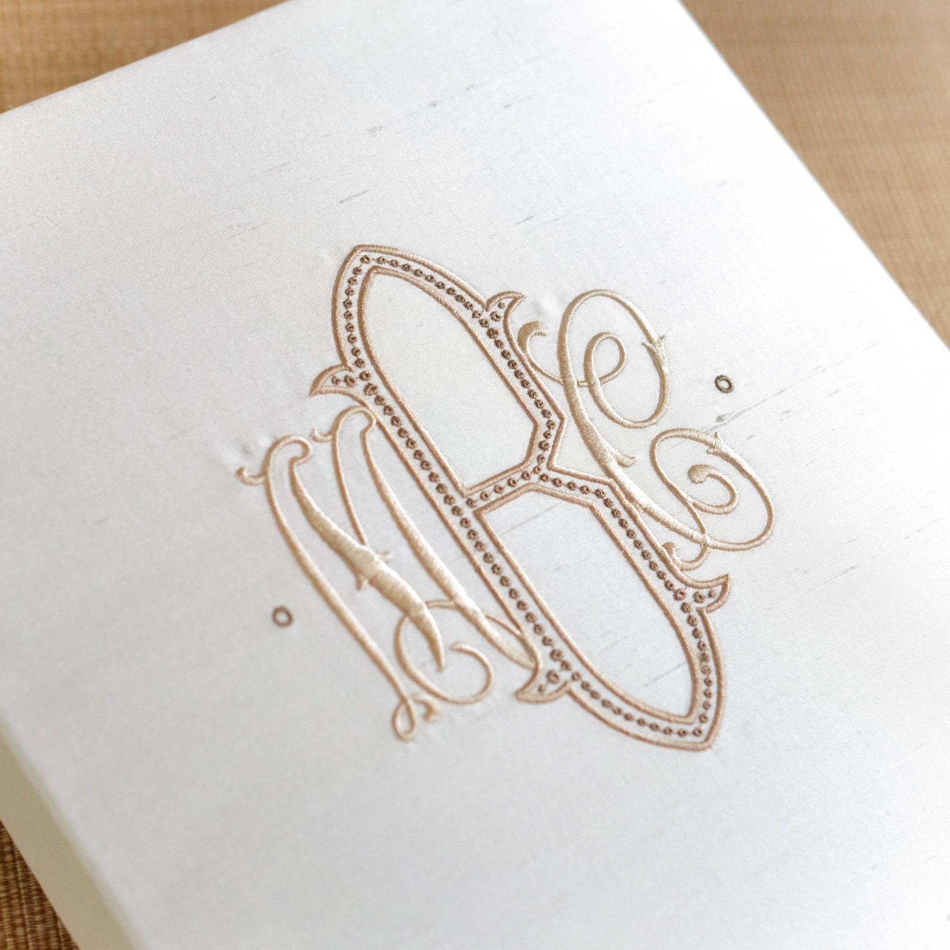Keepsake Wedding Book: This Makes a Beautiful Bridal Gift
