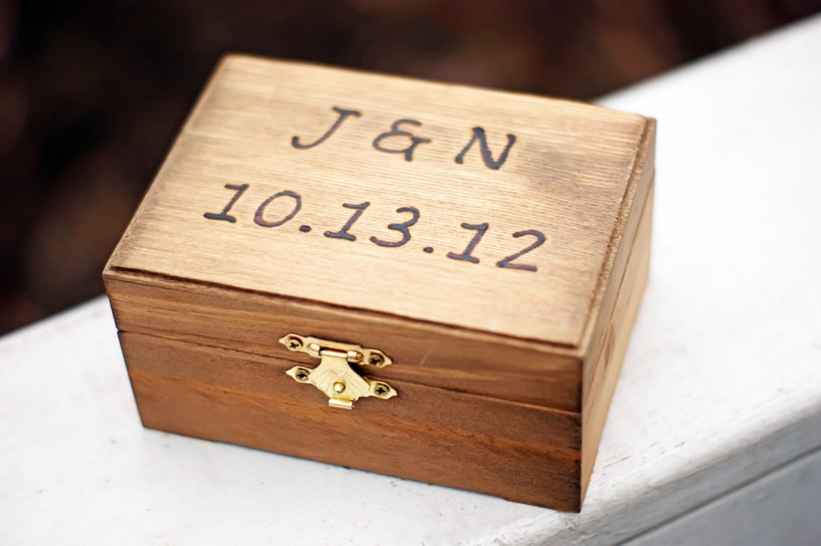 Rustic Wedding Ring Box | Emmaline Bride Wedding Blog