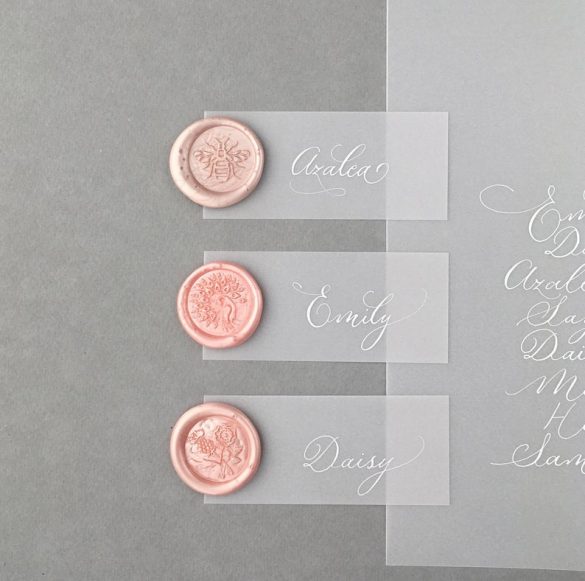 Handwritten Place Cards: DIY + Where to Buy Hand Lettered Seat Cards