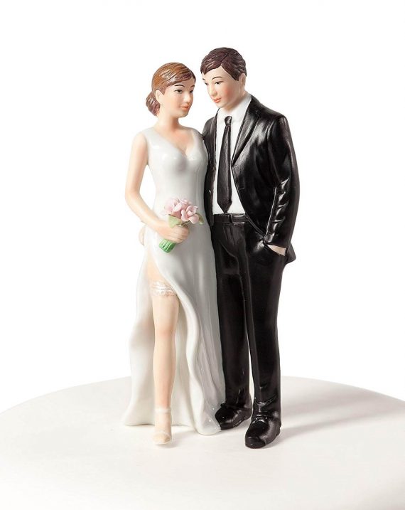 18 Funny Wedding Toppers That'll Make You Smile | Emmaline Bride ...