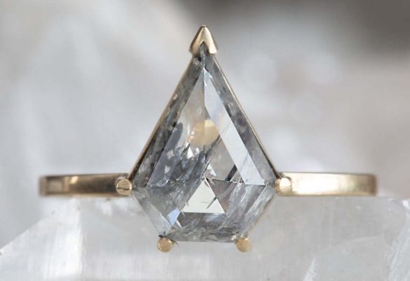 9 Modern Geometric Jewelry Designs for Weddings | Emmaline Bride ...