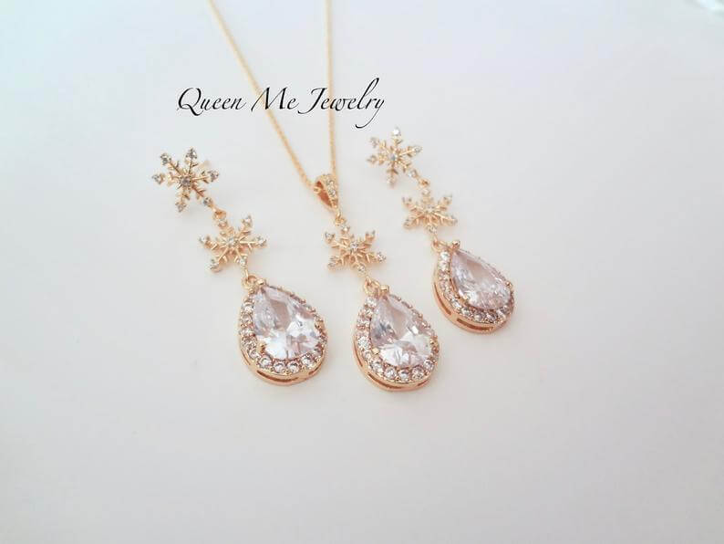 Where to Buy Snowflake Wedding Jewelry? | Emmaline Bride