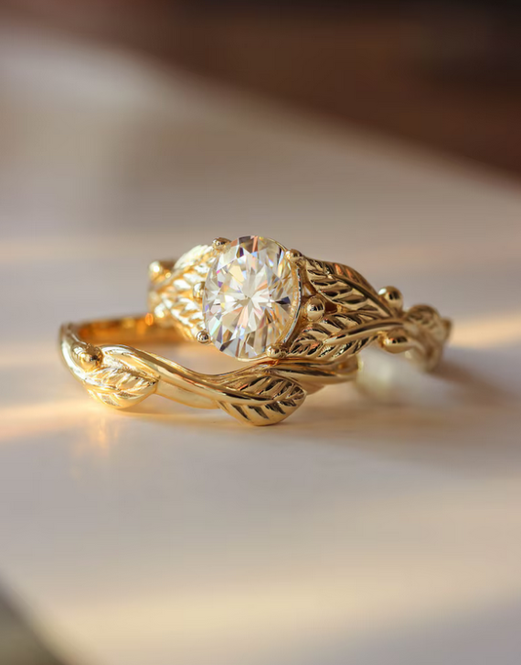 9 Unique Wedding Ring Sets for Couples That Go Together