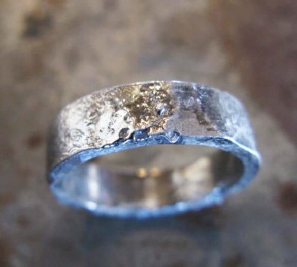 30 Unconventional Wedding Rings (PHOTOS) on Etsy | Emmaline Bride