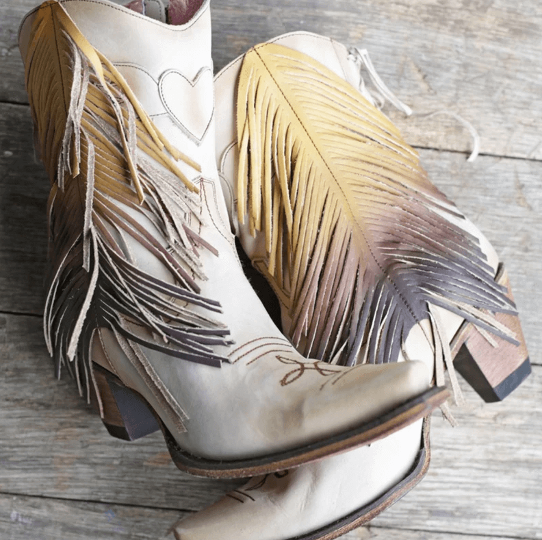 20 Rustic Wedding Boots for the Country-Loving Bride | Emmaline Bride