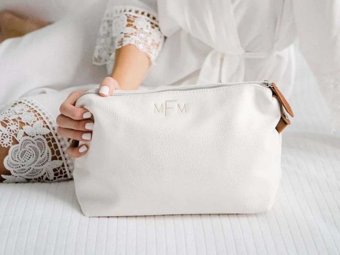 18 Things Every Bride Needs on the Wedding Day | Emmaline Bride