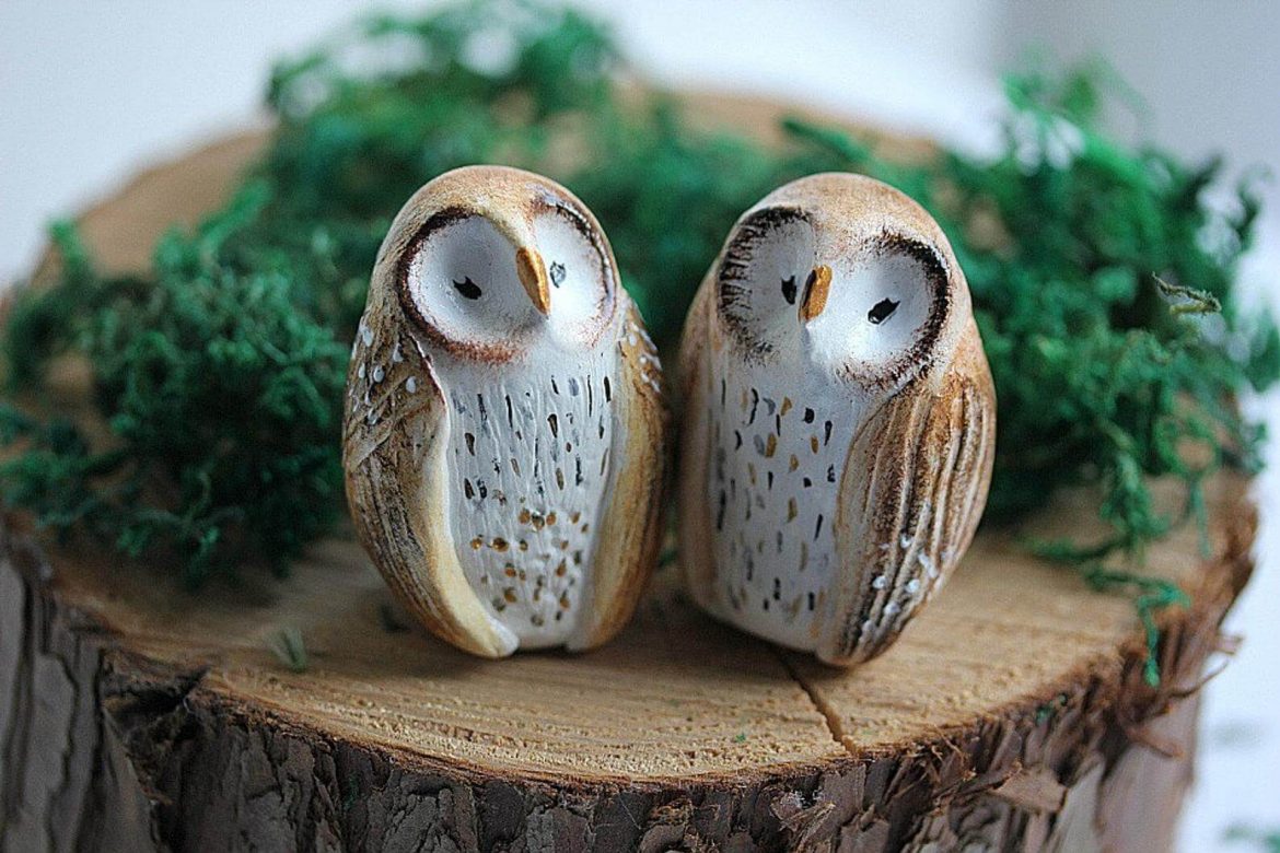 The Cutest Owl Cake Topper for Your Wedding | Emmaline Bride