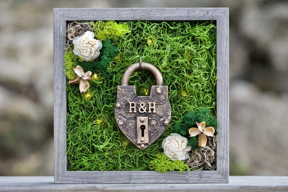 30 Best Moss Wedding Ideas That Will Look Beautiful (PHOTOS)